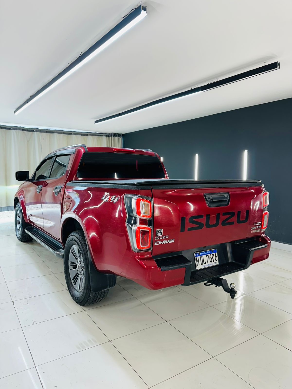 Isuzu D- Max - CrediQ Honduras
