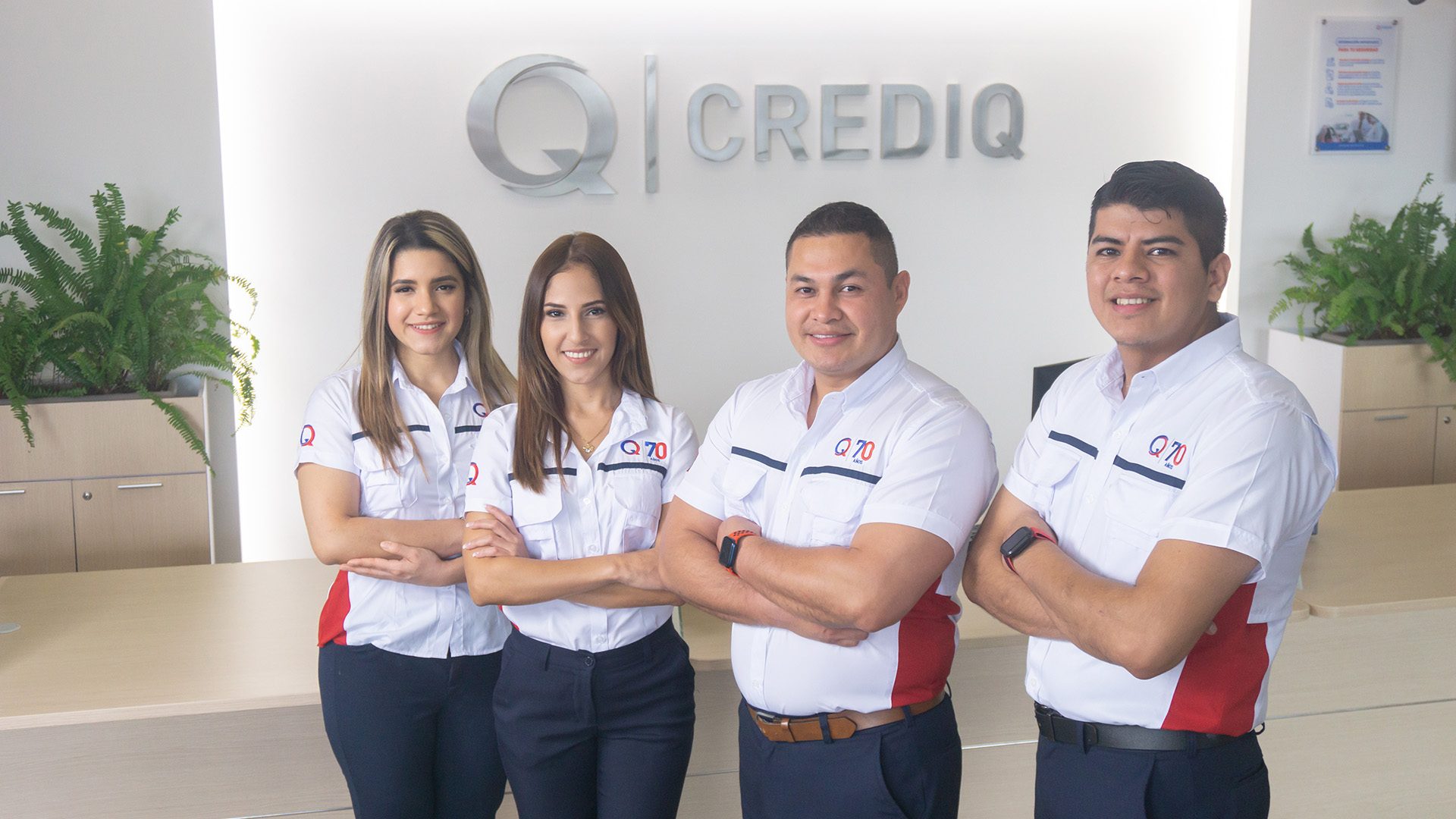 Una Experiencia CrediQ - CrediQ SV